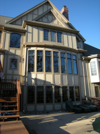 6 Common Window Materials for Your Home - Banner Construction