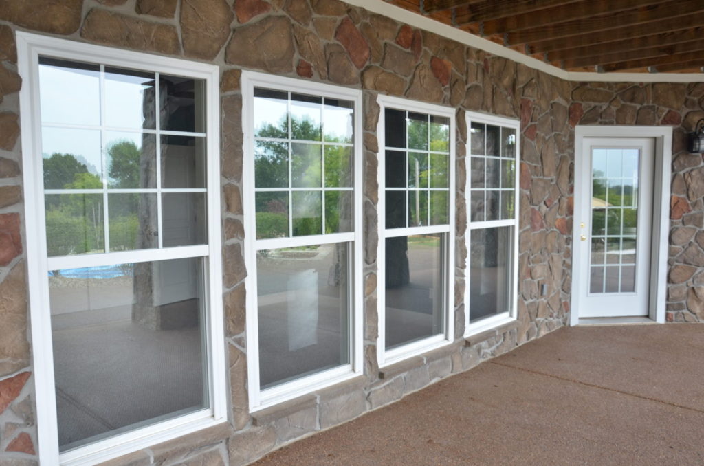 6 Common Window Materials for Your Home - Banner Construction
